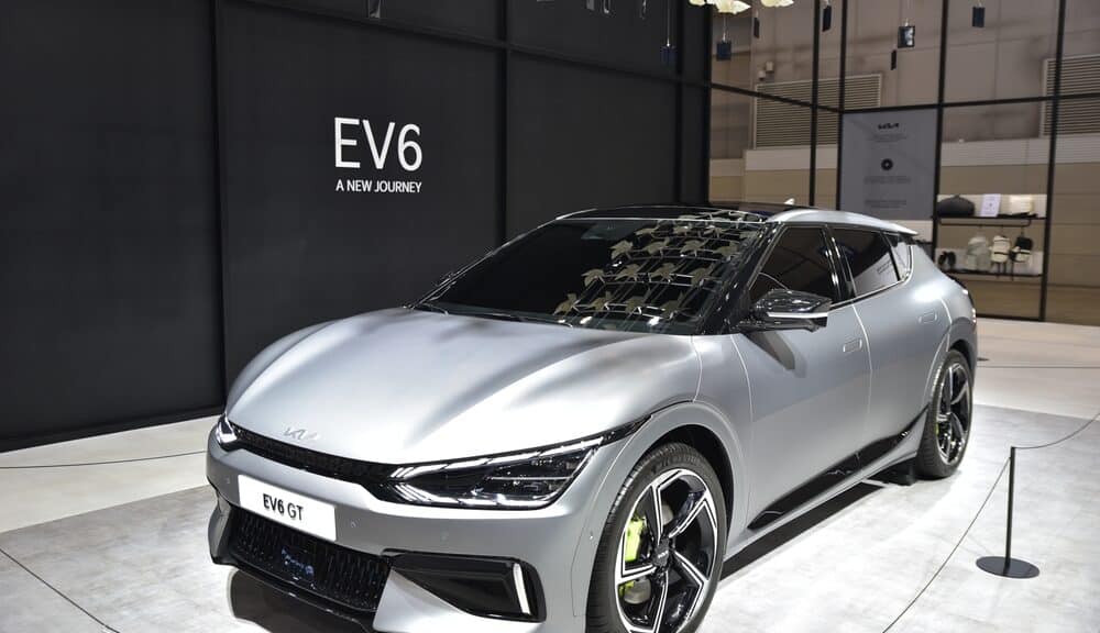 Discover the 2025 Kia EV6: A Stylish Electric Ride with Improved Range ...